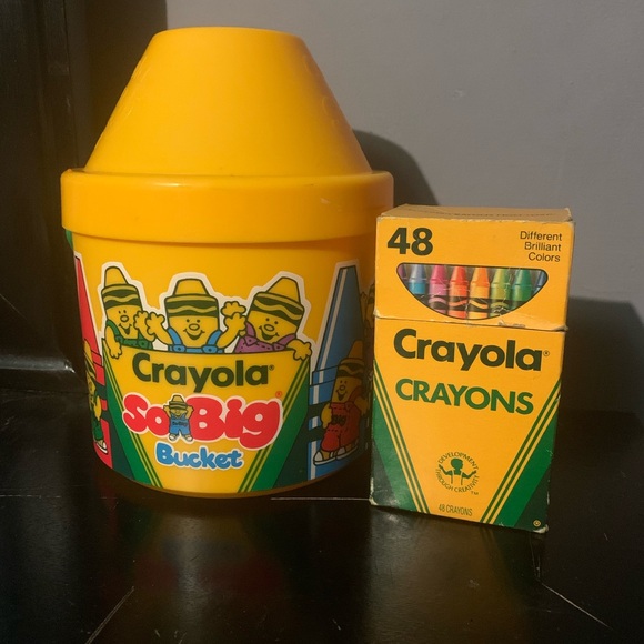 Crayola | Toys | Vintage Crayola Crayons So Big Bucket Crayon Storage ...